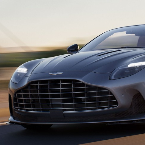 アストンマーティン 新型DB12 Volante初公開！680馬力V8搭載の美しすぎるオープントップモデル | カーナリズム