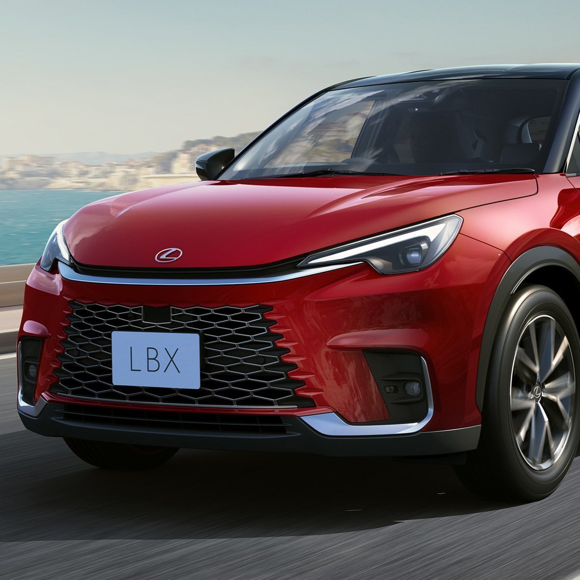 レクサス新型「LBX」発表！走りと静粛性が大幅進化＆新グレードも登場 | カーナリズム